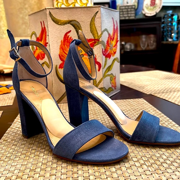 Ivanka Trump | Shoes | Ivanka Trump Sandals | Poshmark